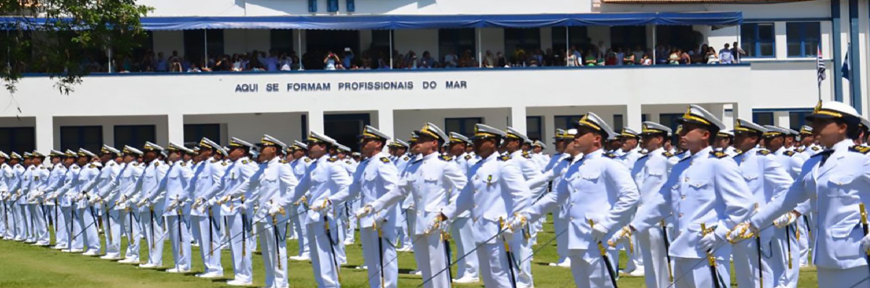 EFOMM - Escola de Formação de Oficiais da Marinha Mercante no Rio de ...